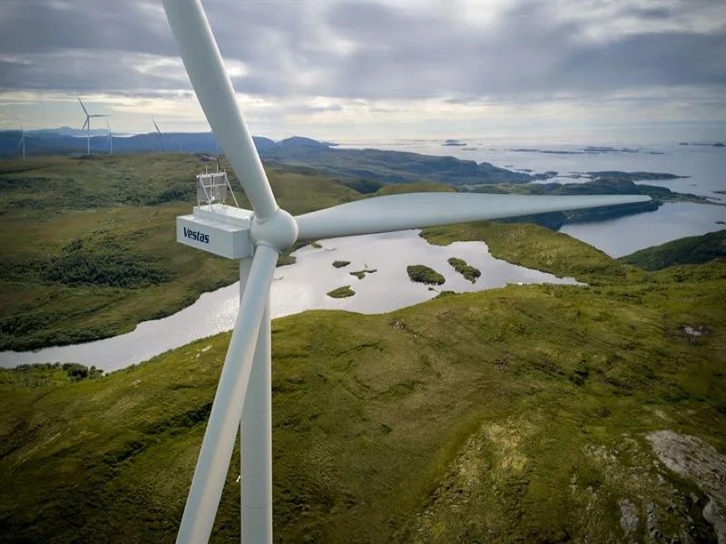 Turbine installation commences on 756 MW Victoria wind farm – Renewable ...